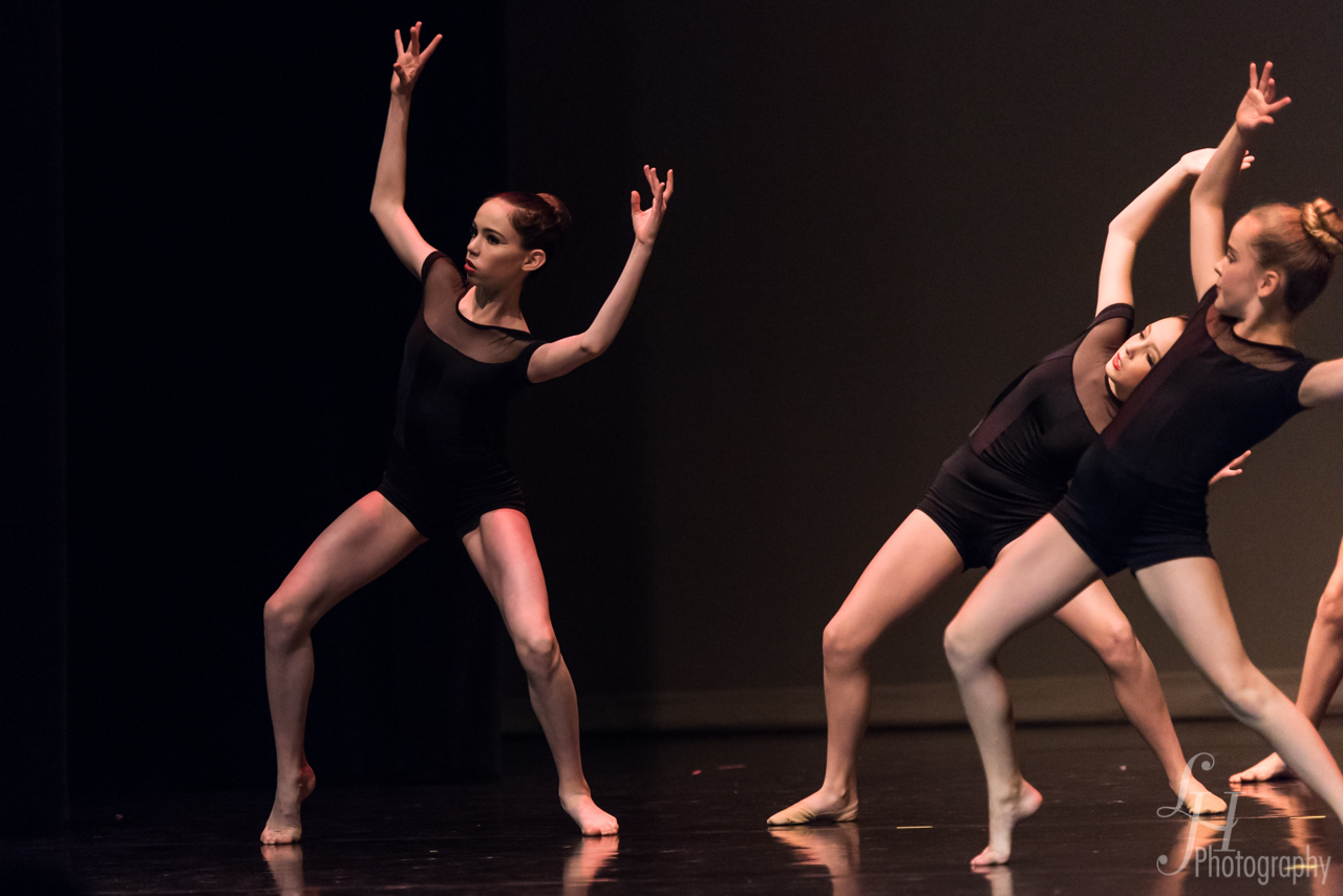 Classes – Academy of Ballet Arts